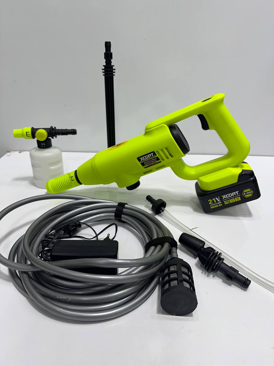 قیمت و خرید کارواش و سم پاش شارژی ایکس کورت مدل XDC09-3801